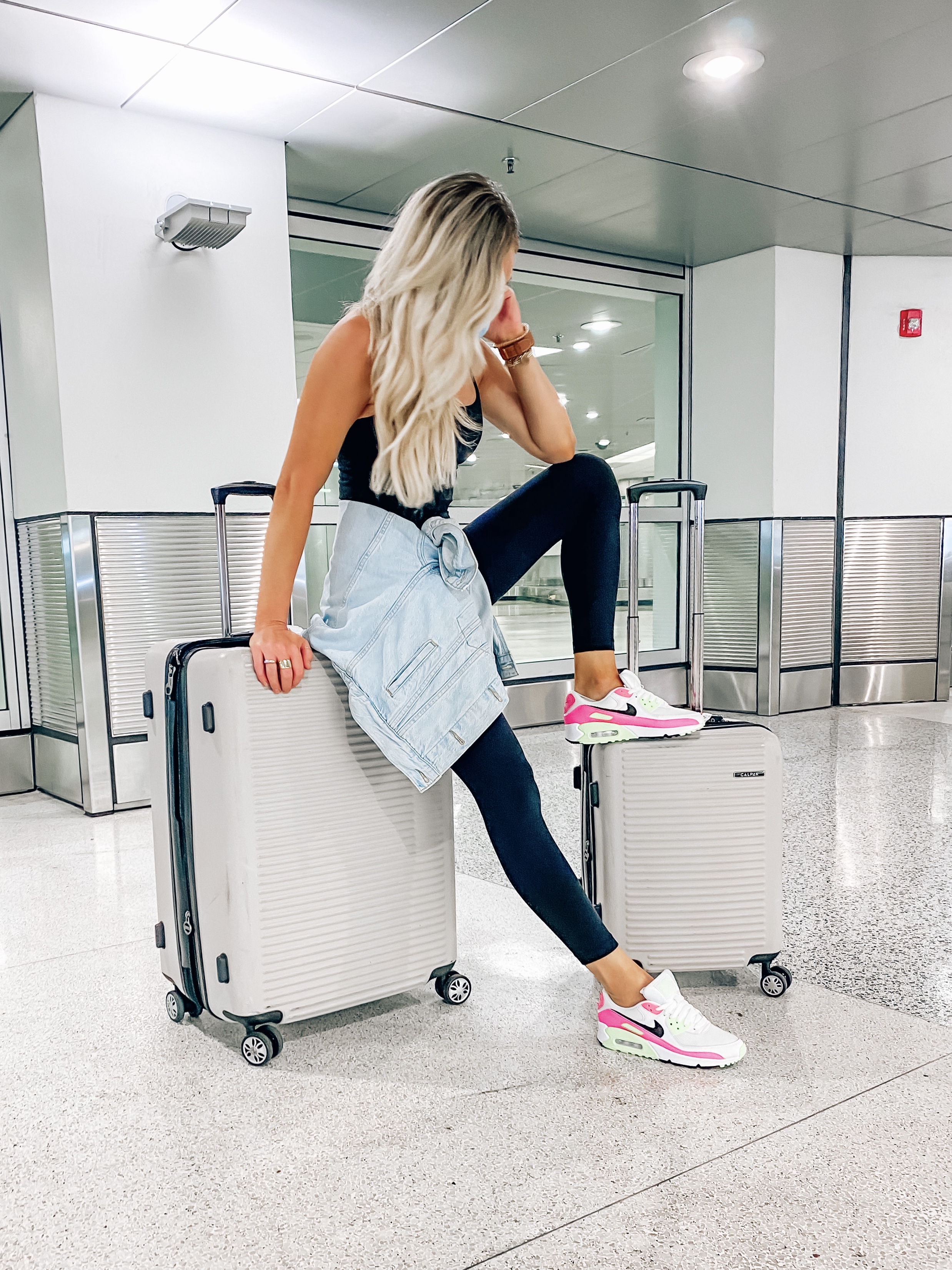 TRAVEL STYLE - Torey's Treasures